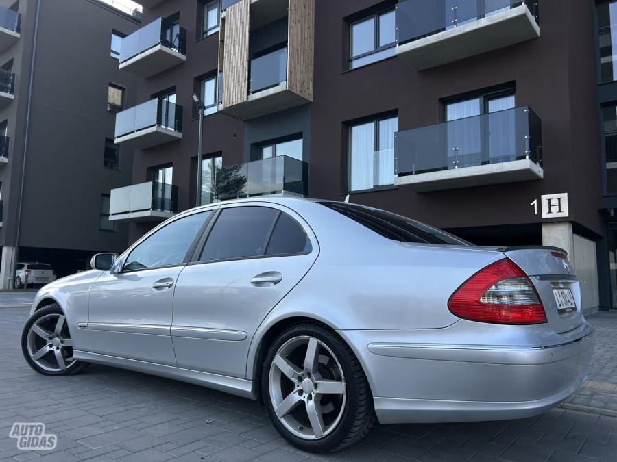 Grey Mercedes-Benz E 320 2007 in Kaunas, with an engine capacity of 3.00 L and mileage of 255 thousand km for 4750 €, photo 16 on AUTOMOTO.COM.LV