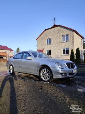 Pelēks Mercedes-Benz E 320 2007 Alīta, ar dzinēja tilpumu 3.00 L un nobraukumu 381 tūkst. km par 3650 €, foto 12 vietnē AUTOMOTO.COM.LV