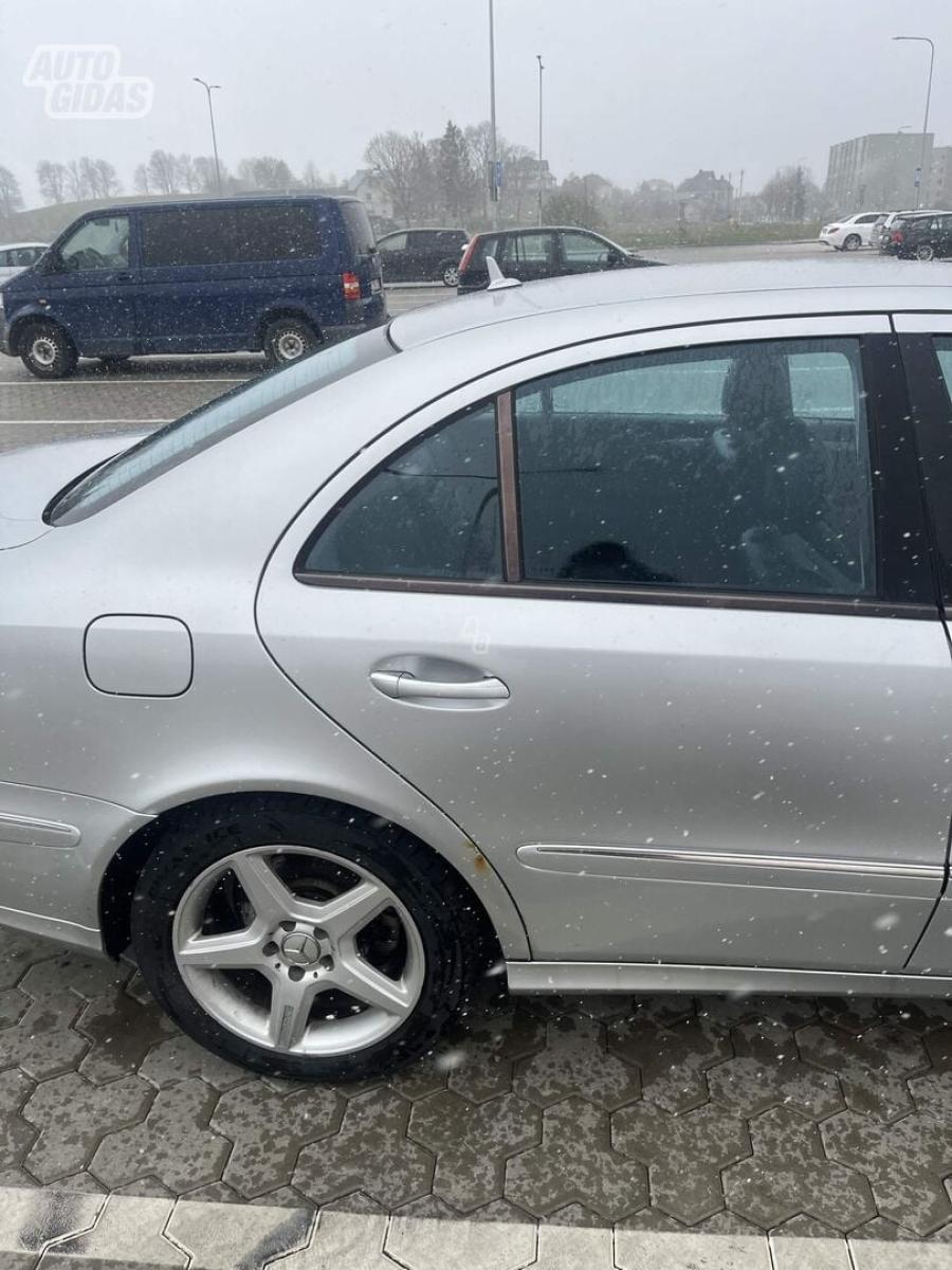 Grey Mercedes-Benz E 320 2007 in Telschi, with an engine capacity of 3.00 L and mileage of 527 thousand km for 3500 €, photo 8 on AUTOMOTO.COM.LV