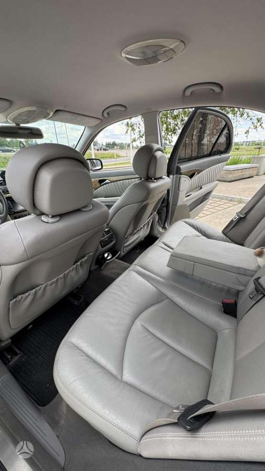 Grey Mercedes-Benz E 320 2007 in Vilnius, with an engine capacity of 2.99 L and mileage of 375 thousand km for 5000 €, photo 14 on AUTOMOTO.COM.LV