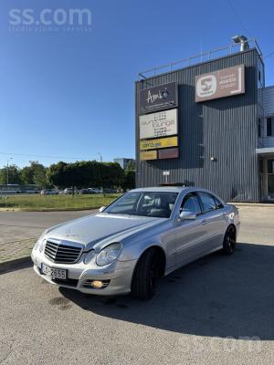 Grey Mercedes-Benz E 320 2007 in Riga, with an engine capacity of 3.00 L and mileage of 403 thousand km for 4700 €, photo  on AUTOMOTO.COM.LV