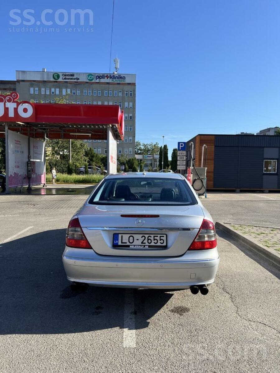 Grey Mercedes-Benz E 320 2007 in Riga, with an engine capacity of 3.00 L and mileage of 403 thousand km for 4700 €, photo 14 on AUTOMOTO.COM.LV