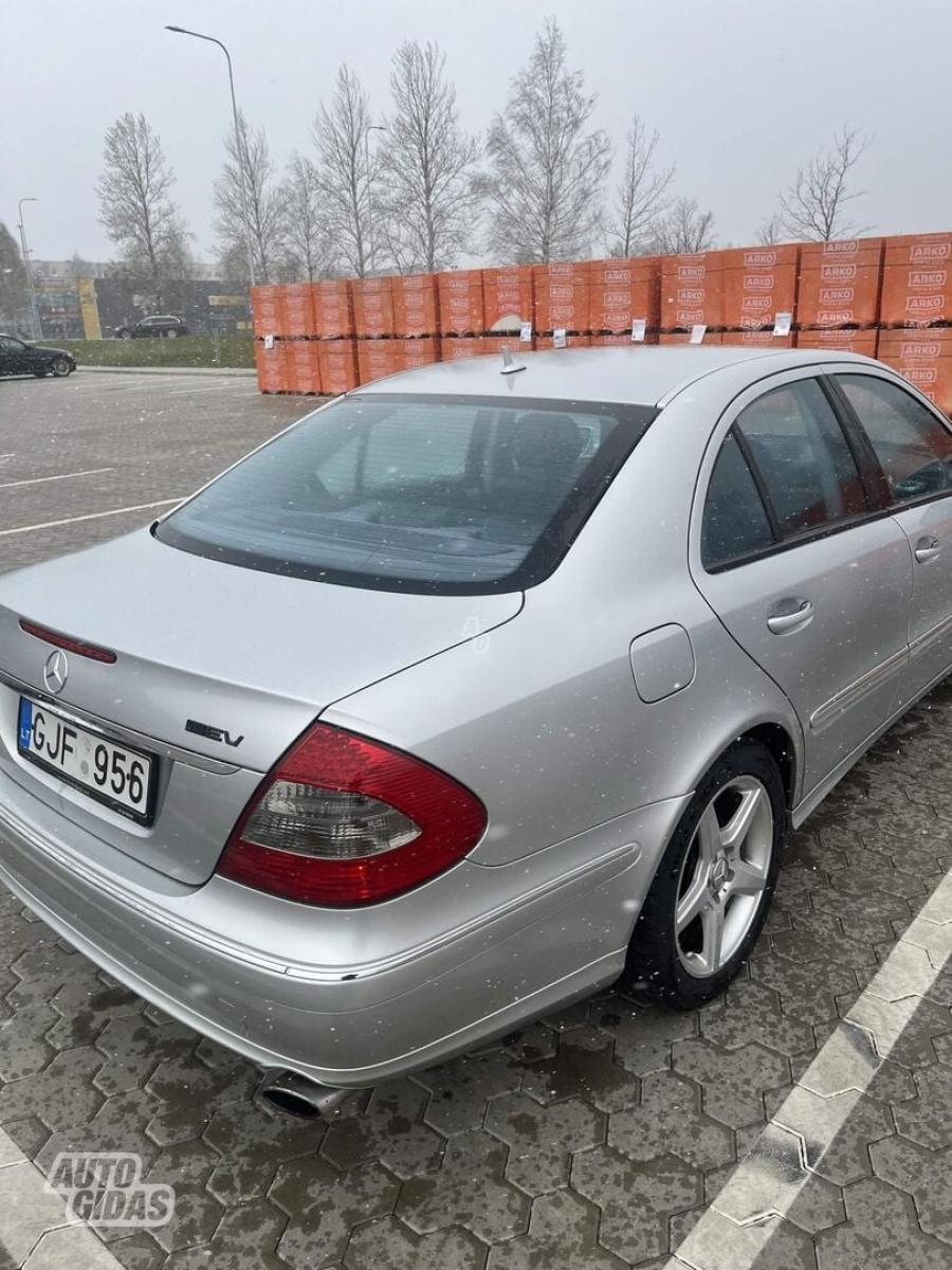 Серый Мерседес Е 320 2007 в Тельшяй, объемом двигателя 3.00 л и пробегом 527 тыс. км за 2950 €, фото 8 на AUTOMOTO.COM.LV