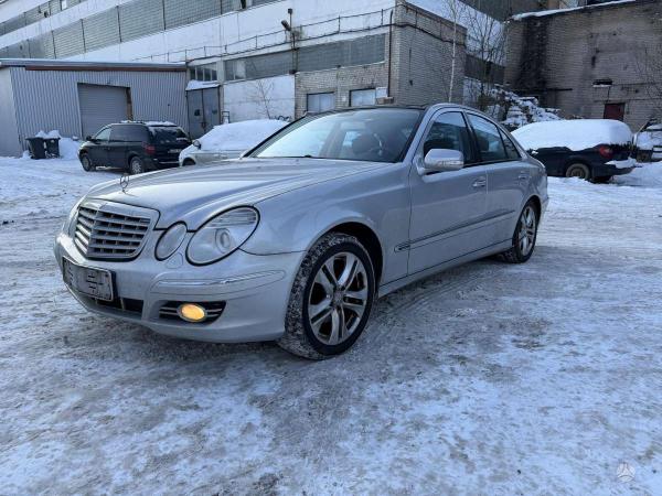 Pelēks Mercedes-Benz E 320 2008 Panevēža, ar dzinēja tilpumu 2.99 L un nobraukumu 500 tūkst. km par 3100 €, foto 1 vietnē AUTOMOTO.COM.LV