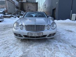 Grey Mercedes-Benz E 320 2008 in Panevezys, with an engine capacity of 2.99 L and mileage of 500 thousand km for 3100 €, photo 3 on AUTOMOTO.COM.LV