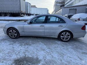 Grey Mercedes-Benz E 320 2008 in Panevezys, with an engine capacity of 2.99 L and mileage of 500 thousand km for 3100 €, photo 8 on AUTOMOTO.COM.LV