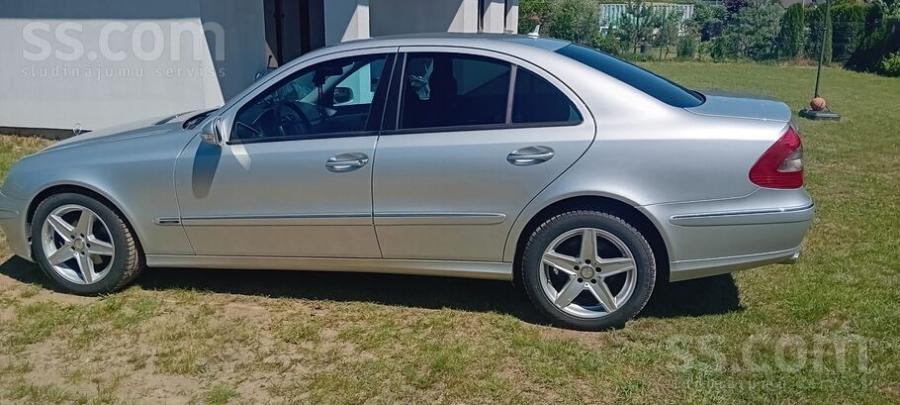 Pelēks Mercedes-Benz E 320 2009 Rīga, ar dzinēja tilpumu 3.00 L un nobraukumu 402 tūkst. km par 4650 €, foto 8 vietnē AUTOMOTO.COM.LV