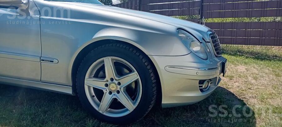 Pelēks Mercedes-Benz E 320 2009 Rīga, ar dzinēja tilpumu 3.00 L un nobraukumu 402 tūkst. km par 4650 €, foto 9 vietnē AUTOMOTO.COM.LV