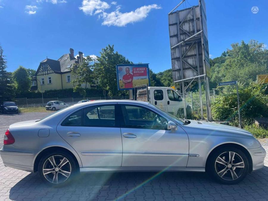 Grey Mercedes-Benz E 320 2009 in Prienai, with an engine capacity of 2.99 L and mileage of 4 thousand km for 3850 €, photo 1 on AUTOMOTO.COM.LV