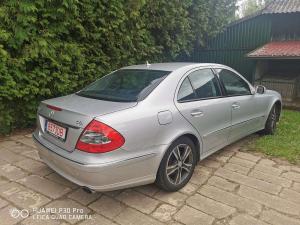 Grey Mercedes-Benz E 320 2009 in Prienai, with an engine capacity of 2.99 L and mileage of 4 thousand km for 3850 €, photo 12 on AUTOMOTO.COM.LV