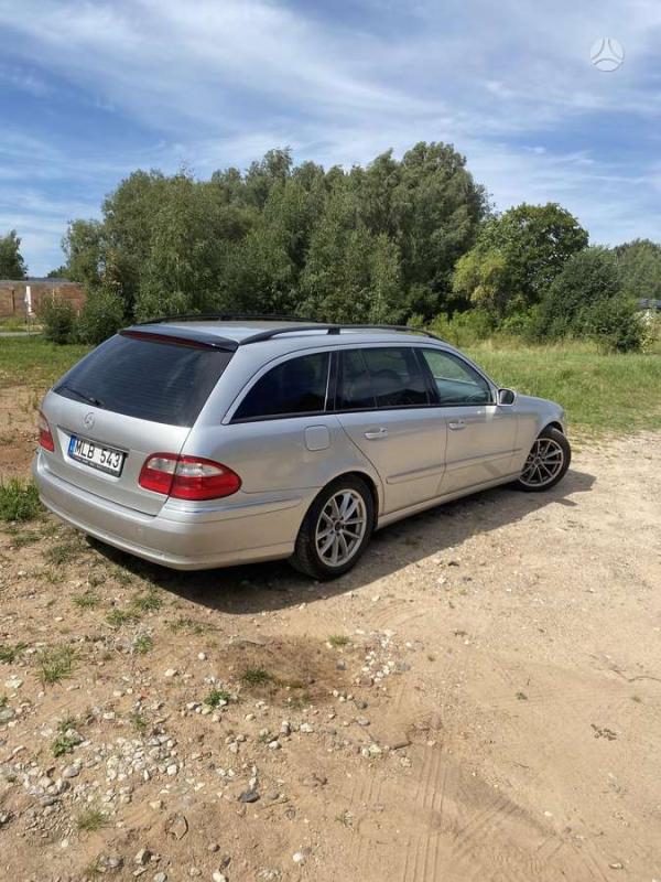Grey Mercedes-Benz E 320 2002 in Vilnius, with an engine capacity of 0.00 L and mileage of 0 thousand km for 1500 €, photo 1 on AUTOMOTO.COM.LV