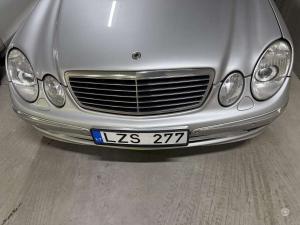 Pelēks Mercedes-Benz E 320 2003 Viļņa, ar dzinēja tilpumu 3.22 L un nobraukumu 454 tūkst. km par 1790 €, foto 5 vietnē AUTOMOTO.COM.LV