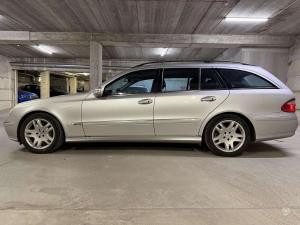 Pelēks Mercedes-Benz E 320 2003 Viļņa, ar dzinēja tilpumu 3.22 L un nobraukumu 454 tūkst. km par 1790 €, foto 10 vietnē AUTOMOTO.COM.LV