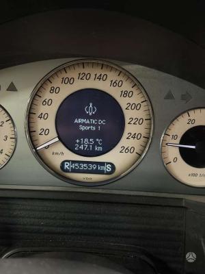 Pelēks Mercedes-Benz E 320 2003 Viļņa, ar dzinēja tilpumu 3.22 L un nobraukumu 454 tūkst. km par 1790 €, foto 11 vietnē AUTOMOTO.COM.LV