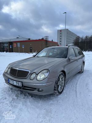 Pelēks Mercedes-Benz E 320 2004 Kauņa, ar dzinēja tilpumu 3.20 L un nobraukumu 431 tūkst. km par 2150 €, foto 2 vietnē AUTOMOTO.COM.LV