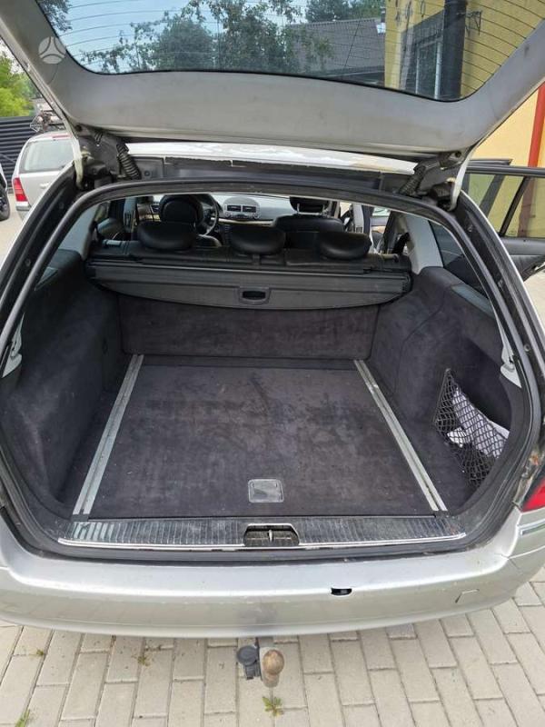 Grey Mercedes-Benz E 320 2004 in Vilnius, with an engine capacity of 3.22 L and mileage of 432 thousand km for 1500 €, photo 9 on AUTOMOTO.COM.LV
