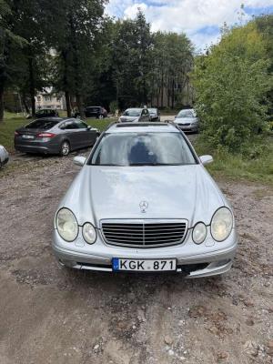 Серый Мерседес Е 320 2005 в Каунас, объемом двигателя 3.22 л и пробегом 375 тыс. км за 1299 €, фото 3 на AUTOMOTO.COM.LV
