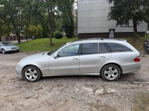 Серый Мерседес Е 320 2005 в Каунас, объемом двигателя 3.22 л и пробегом 375 тыс. км за 1299 €, фото 5 на AUTOMOTO.COM.LV