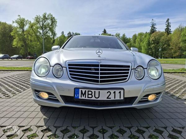 Pelēks Mercedes-Benz E 320 2006 Kauņa, ar dzinēja tilpumu 3.00 L un nobraukumu 349 tūkst. km par 2500 €, foto 9 vietnē AUTOMOTO.COM.LV