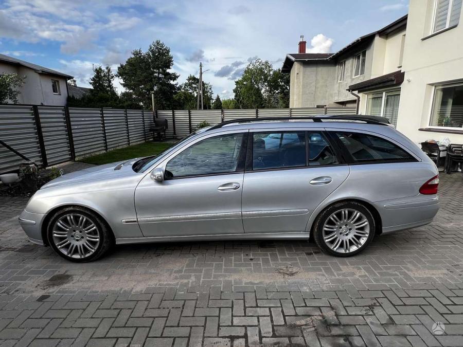 Grey Mercedes-Benz E 320 2006 in Kaunas, with an engine capacity of 2.97 L and mileage of 406 thousand km for 3500 €, photo 7 on AUTOMOTO.COM.LV