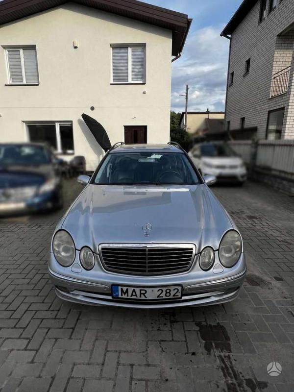 Grey Mercedes-Benz E 320 2006 in Kaunas, with an engine capacity of 2.97 L and mileage of 406 thousand km for 3500 €, photo 8 on AUTOMOTO.COM.LV
