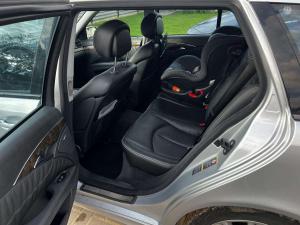 Grey Mercedes-Benz E 320 2006 in Kaunas, with an engine capacity of 2.97 L and mileage of 406 thousand km for 3500 €, photo 13 on AUTOMOTO.COM.LV