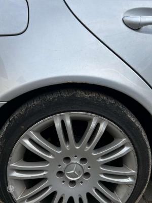Grey Mercedes-Benz E 320 2006 in Kaunas, with an engine capacity of 2.97 L and mileage of 406 thousand km for 3500 €, photo 15 on AUTOMOTO.COM.LV