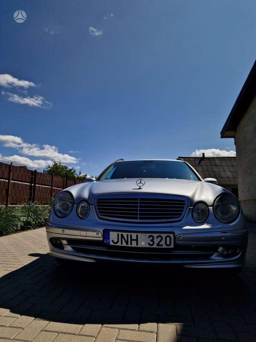 Grey Mercedes-Benz E 320 2006 in Klaipeda, with an engine capacity of 2.99 L and mileage of 373 thousand km for 4490 €, photo 4 on AUTOMOTO.COM.LV