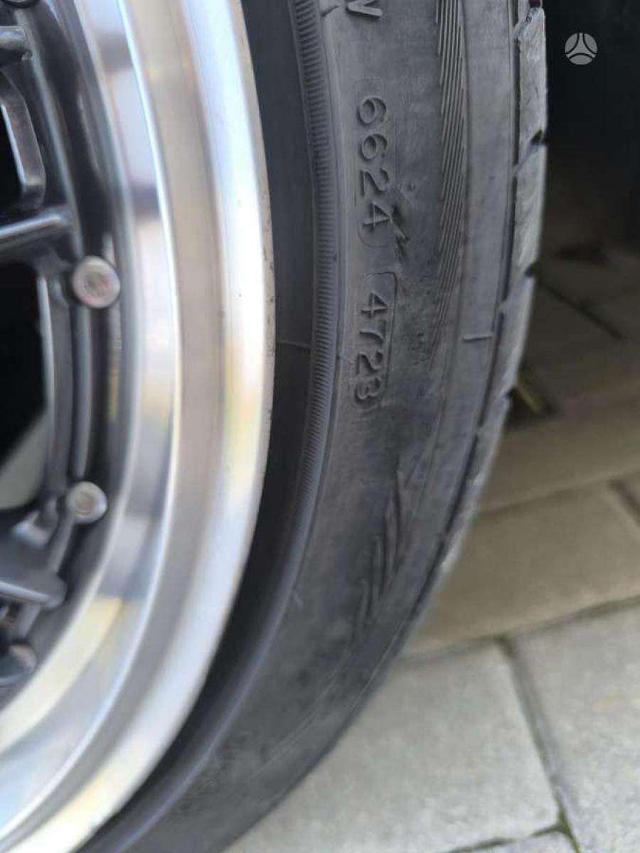 Grey Mercedes-Benz E 320 2006 in Klaipeda, with an engine capacity of 2.99 L and mileage of 373 thousand km for 4490 €, photo 9 on AUTOMOTO.COM.LV