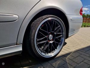 Grey Mercedes-Benz E 320 2006 in Klaipeda, with an engine capacity of 2.99 L and mileage of 373 thousand km for 4490 €, photo 11 on AUTOMOTO.COM.LV