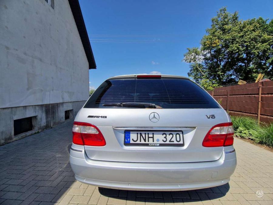 Grey Mercedes-Benz E 320 2006 in Klaipeda, with an engine capacity of 2.99 L and mileage of 373 thousand km for 4490 €, photo 23 on AUTOMOTO.COM.LV