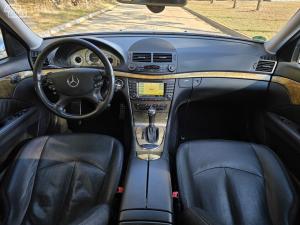 Pelēks Mercedes-Benz E 320 2007 Kauņa, ar dzinēja tilpumu 3.00 L un nobraukumu 247 tūkst. km par 4600 €, foto 12 vietnē AUTOMOTO.COM.LV