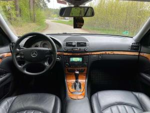 Grey Mercedes-Benz E 320 2007 in Alytus, with an engine capacity of 3.20 L and mileage of 359 thousand km for 3300 €, photo 18 on AUTOMOTO.COM.LV