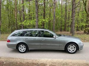 Grey Mercedes-Benz E 320 2007 in Alytus, with an engine capacity of 3.20 L and mileage of 359 thousand km for 3300 €, photo 19 on AUTOMOTO.COM.LV