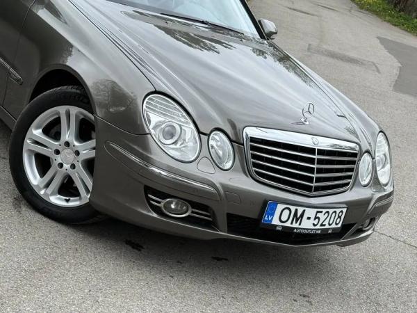 Grey Mercedes-Benz E 320 2007 in Jurmala, with an engine capacity of 3.00 L and mileage of 270 thousand km for 5550 €, photo 4 on AUTOMOTO.COM.LV