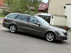 Серый Мерседес Е 320 2007 в Юрмала, объемом двигателя 3.00 л и пробегом 270 тыс. км за 5550 €, фото 17 на AUTOMOTO.COM.LV