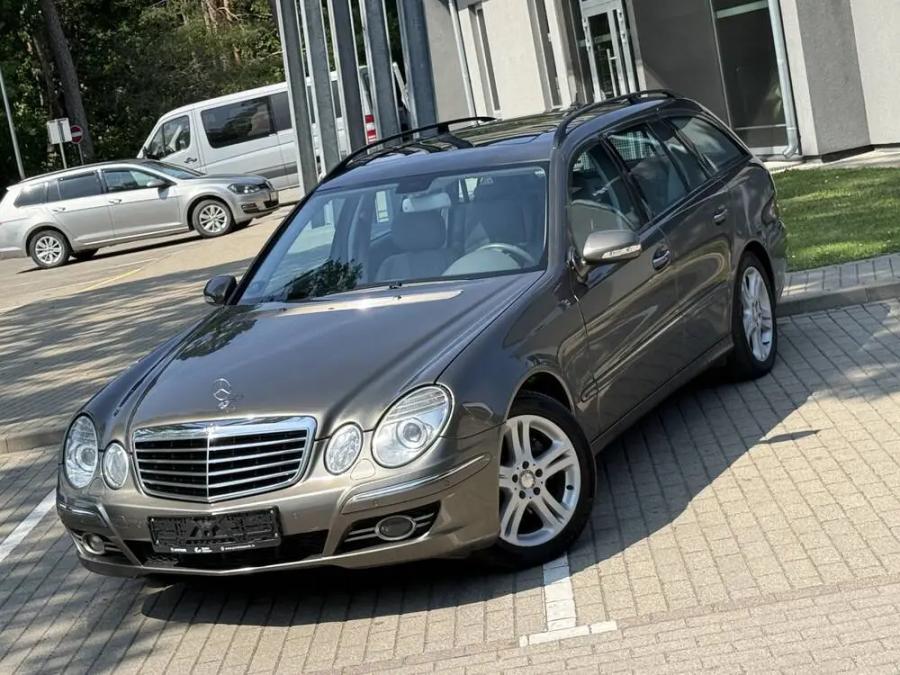 Grey Mercedes-Benz E 320 2007 in Jurmala, with an engine capacity of 3.00 L and mileage of 270 thousand km for 5150 €, photo 1 on AUTOMOTO.COM.LV