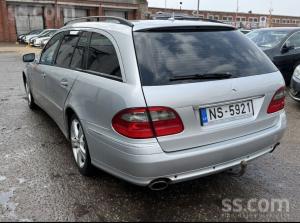 Grey Mercedes-Benz E 320 2008 in Daugavpils, with an engine capacity of 3.00 L and mileage of 342 thousand km for 3100 €, photo 3 on AUTOMOTO.COM.LV