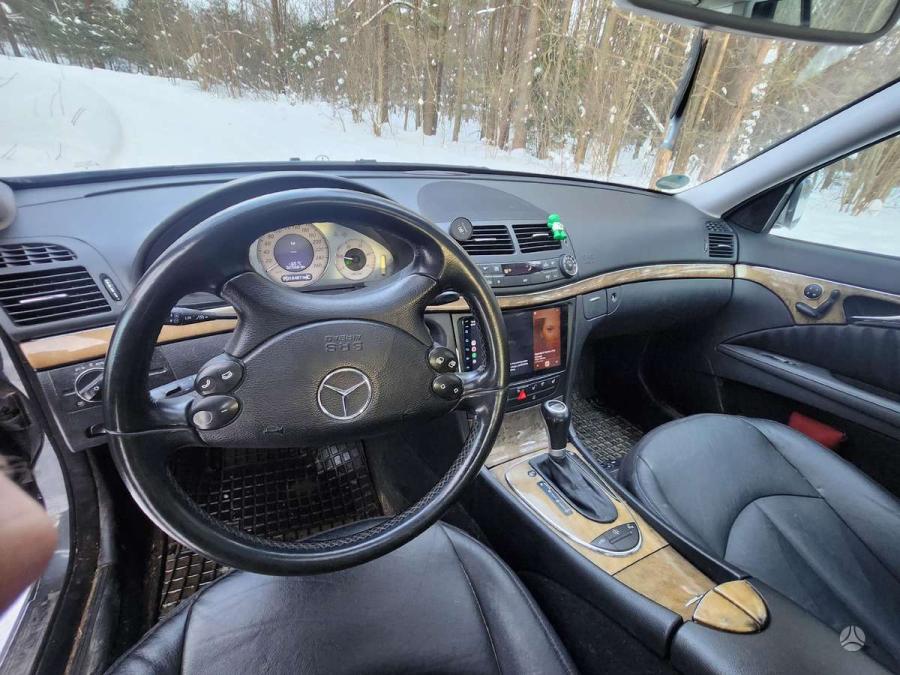 Pelēks Mercedes-Benz E 320 2008 Molėtai, ar dzinēja tilpumu 2.99 L un nobraukumu 319 tūkst. km par 3300 €, foto 11 vietnē AUTOMOTO.COM.LV