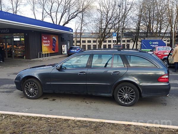 Grey Mercedes-Benz E 320 2008 in Riga, with an engine capacity of 3.00 L and mileage of 0 thousand km for 4990 €, photo 10 on AUTOMOTO.COM.LV