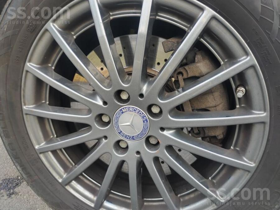 Pelēks Mercedes-Benz E 320 2008 Rīga, ar dzinēja tilpumu 3.00 L un nobraukumu 0 tūkst. km par 4990 €, foto 27 vietnē AUTOMOTO.COM.LV