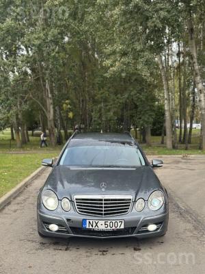 Grey Mercedes-Benz E 320 2008 in Riga, with an engine capacity of 3.00 L and mileage of 385 thousand km for 4000 €, photo 1 on AUTOMOTO.COM.LV
