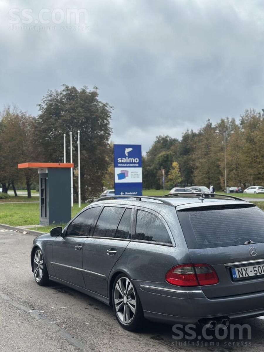 Grey Mercedes-Benz E 320 2008 in Riga, with an engine capacity of 3.00 L and mileage of 385 thousand km for 4000 €, photo 4 on AUTOMOTO.COM.LV