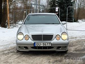 Mercedes-Benz E 320 2001 Rīga, ar dzinēja tilpumu 3.20 L un nobraukumu 394 tūkst. km par 2750 €, foto 2 vietnē AUTOMOTO.COM.LV