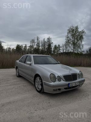 Mercedes-Benz E 320 2001 Jūrmala, ar dzinēja tilpumu 3.20 L un nobraukumu 403 tūkst. km par 1850 €, foto 3 vietnē AUTOMOTO.COM.LV