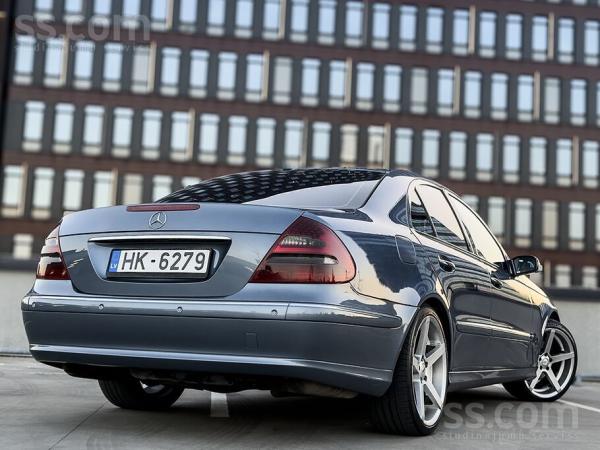 Mercedes-Benz E 320 2003 Rīga, ar dzinēja tilpumu 3.20 L un nobraukumu 355 tūkst. km par 3950 €, foto 6 vietnē AUTOMOTO.COM.LV