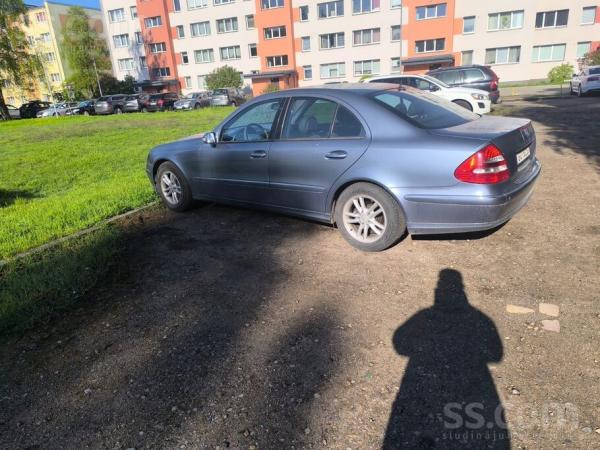 Mercedes-Benz E 320 2003 Liepāja, ar dzinēja tilpumu 3.20 L un nobraukumu 414 tūkst. km par 2700 €, foto 1 vietnē AUTOMOTO.COM.LV