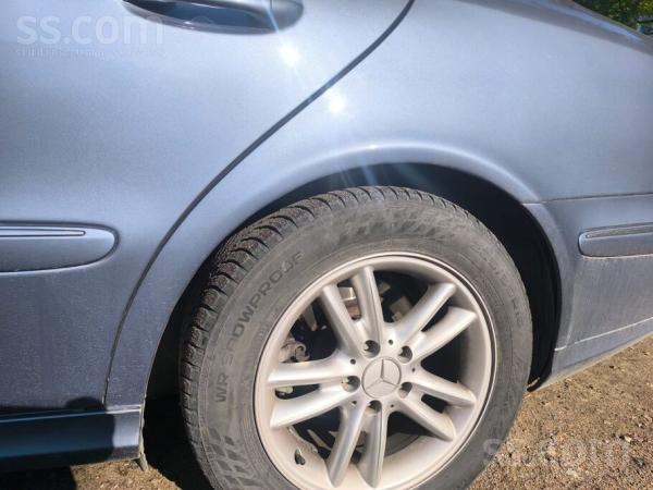 Mercedes-Benz E 320 2003 Liepāja, ar dzinēja tilpumu 3.20 L un nobraukumu 414 tūkst. km par 2700 €, foto 9 vietnē AUTOMOTO.COM.LV