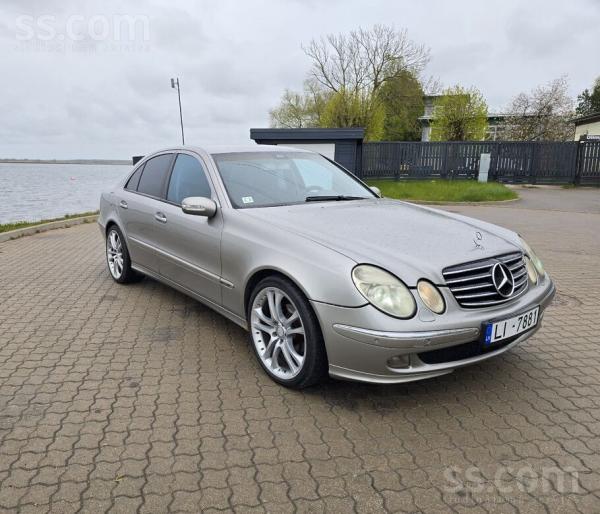 Mercedes-Benz E 320 2004 in Liepaja, with an engine capacity of 3.20 L and mileage of 350 thousand km for 3300 €, photo 1 on AUTOMOTO.COM.LV