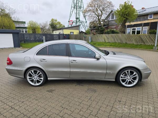 Mercedes-Benz E 320 2004 in Liepaja, with an engine capacity of 3.20 L and mileage of 350 thousand km for 3300 €, photo 4 on AUTOMOTO.COM.LV